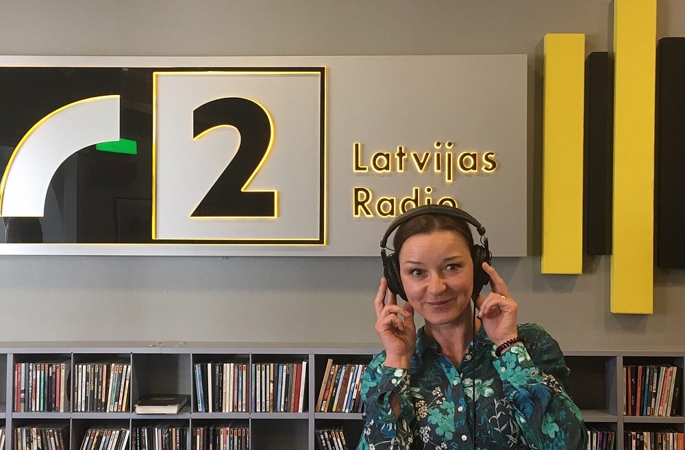 „Būšu laimīga, ja kāds celsies kājās un dejos,” Marija Naumova svinēs jubileju! / LR2 ...