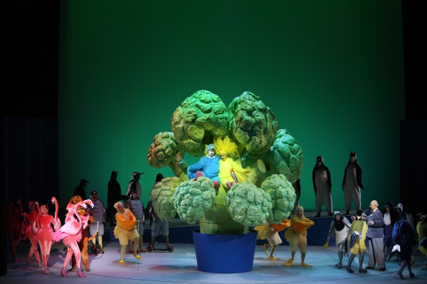 Jāņa Lūsēna un Māras Zālītes "Putnu operas" pirmizrāde Latvijas ...