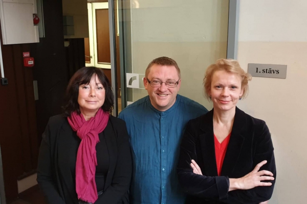 Rīta programmā "Atspere" - Kristīne Želve un Ginta Gerharde-Upeniece ...