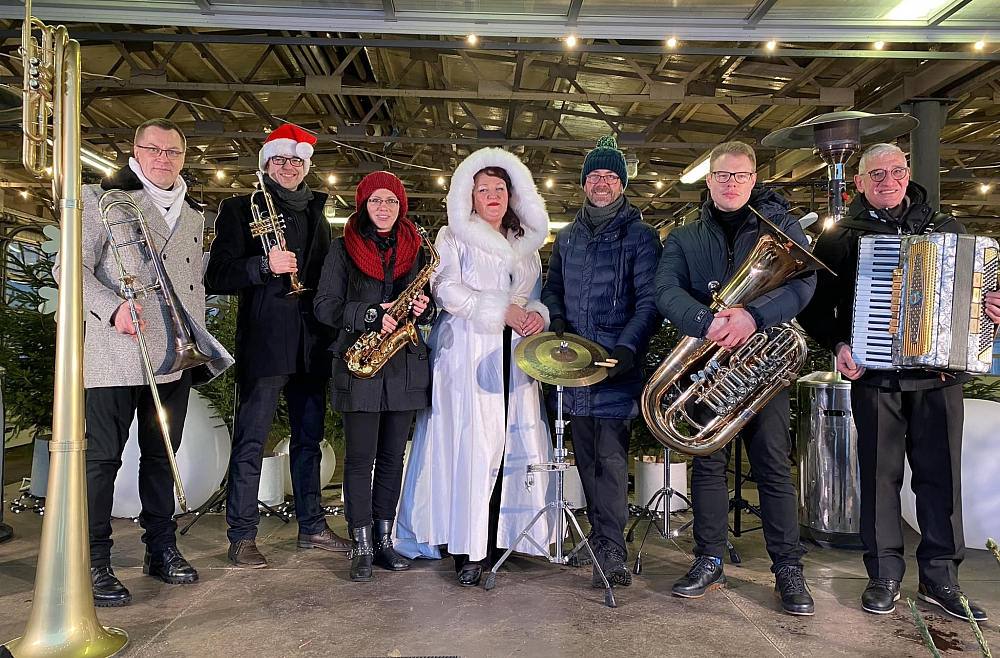 Vairis Nartišs: Vēlamies cilvēku sirdīs ieliet prieku un gaišumu / LR3 ...