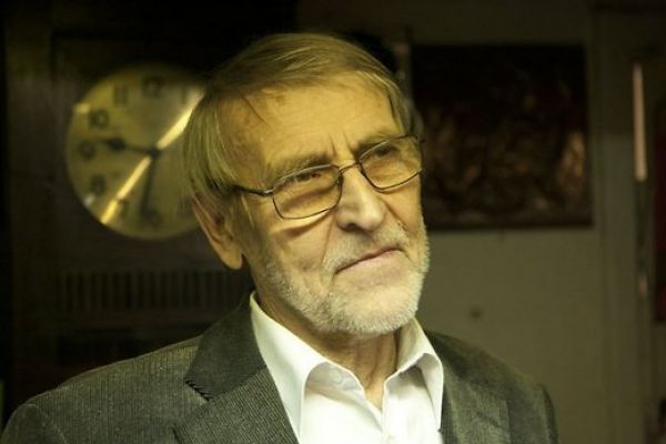 Tēlniecības vecmeistars Aivars Gulbis: "Mani suģestē metāls..." / LR3 ...